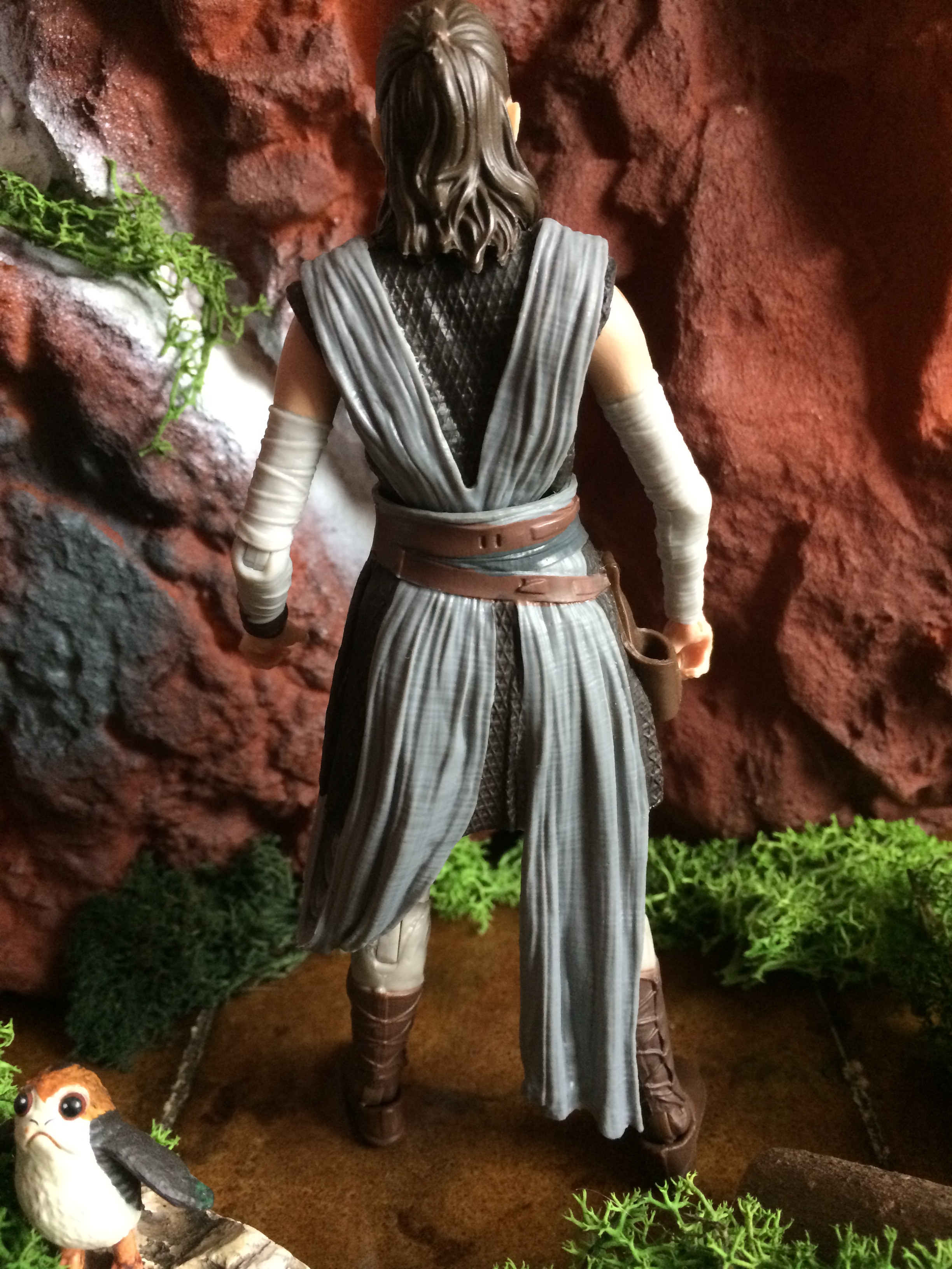 Black Series Review: Rey (Jedi Training) | Star Wars: The Last Jedi ...