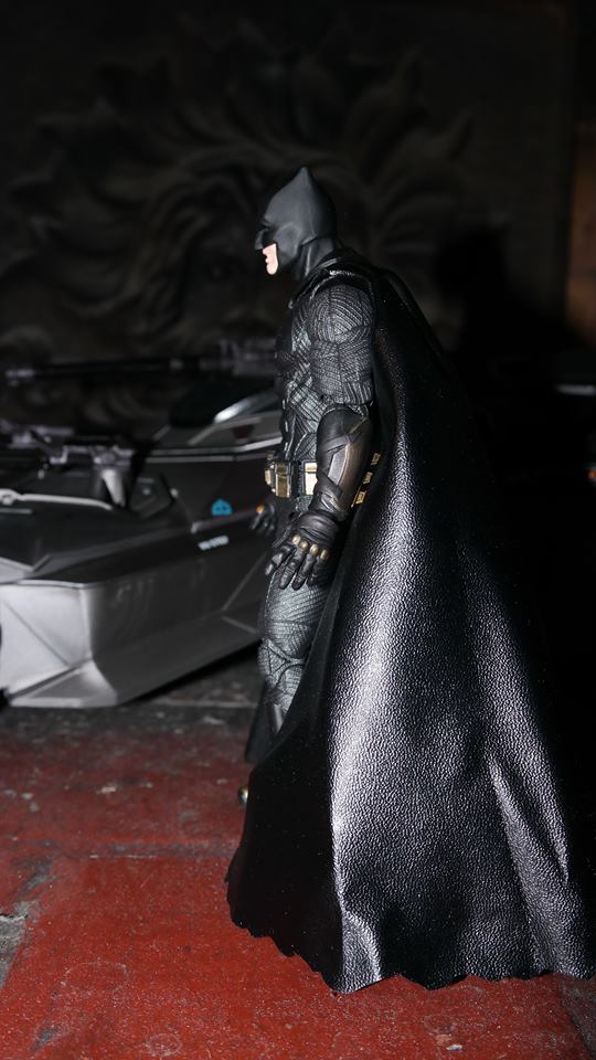 Review | Batman MAFEX (Zack Snyder's Justice League) - Future of the Force