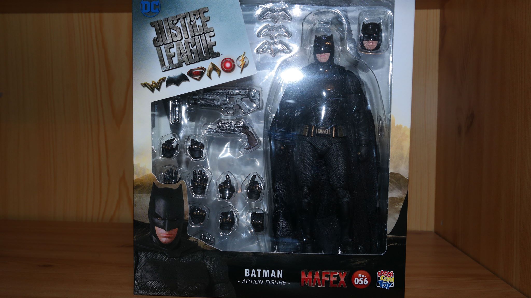 Review | Batman MAFEX (Zack Snyder's Justice League) - Future of the Force