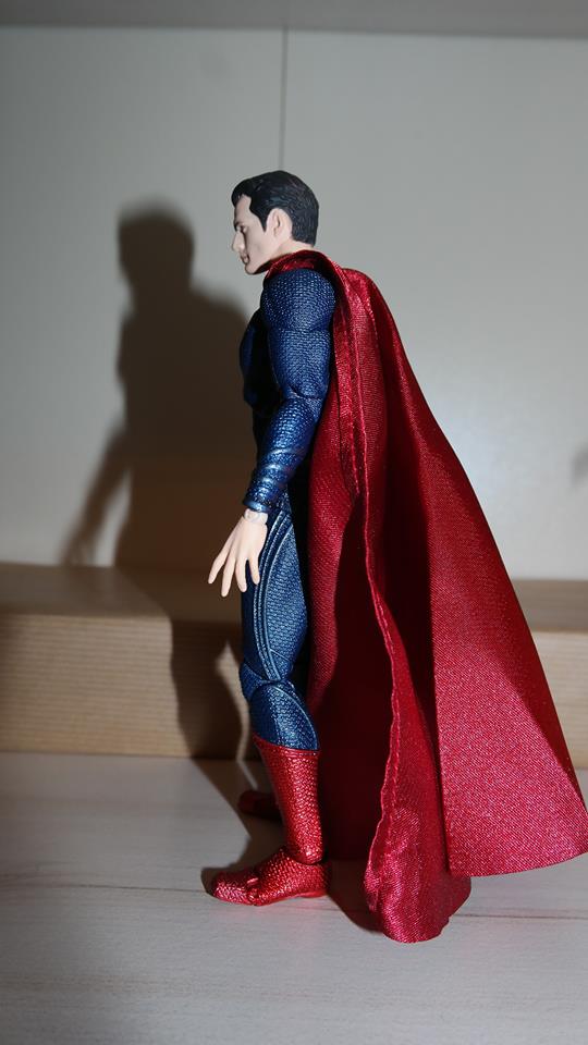 Justice League Review | Superman MAFEX (Medicom) - Future of the Force