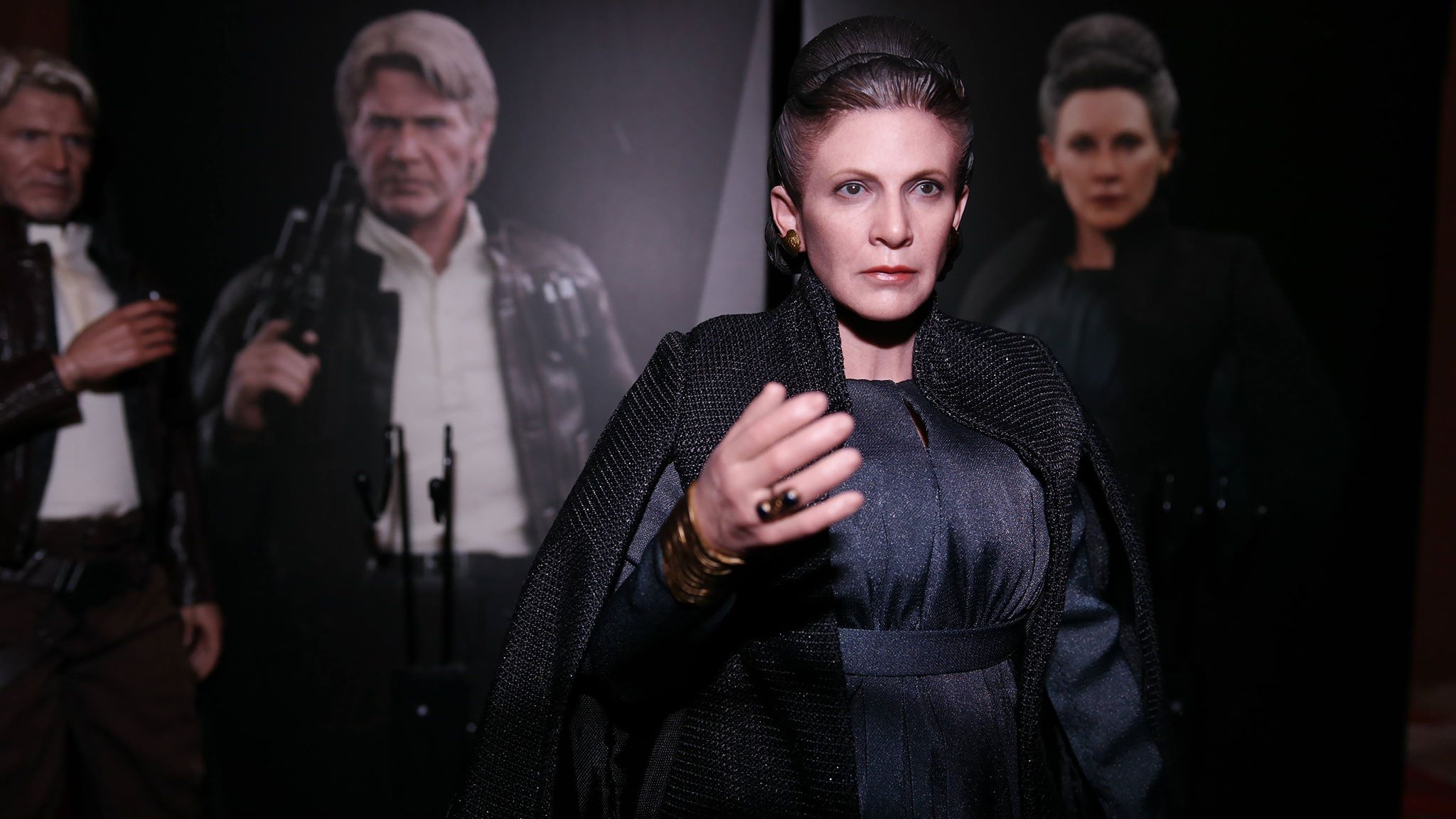 Hot Toys Review | General Leia Organa - Star Wars: The Last Jedi ...