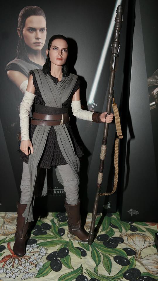 Hot Toys Review | Rey (Jedi Training) – Star Wars: The Last Jedi ...