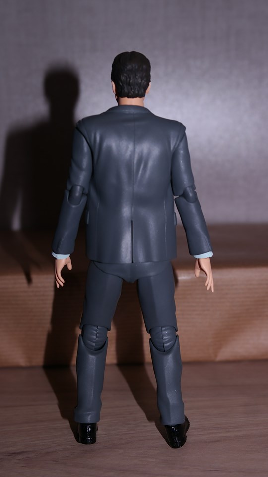 Mafex Review | Bruce Wayne (The Dark Knight Trilogy) Medicom Toy ...