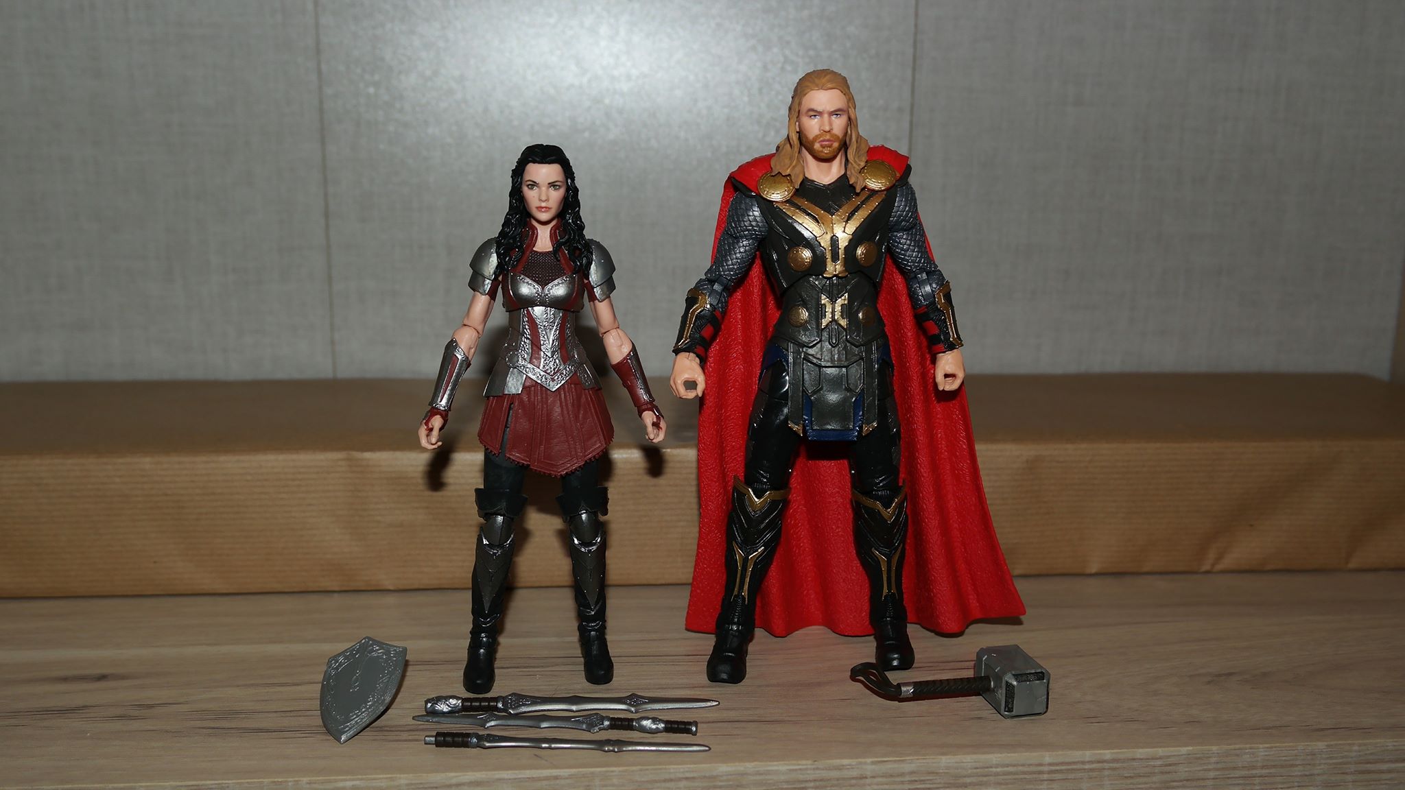 Marvel Legends Review | Thor & Lady Sif (Thor: The Dark World) - Future ...