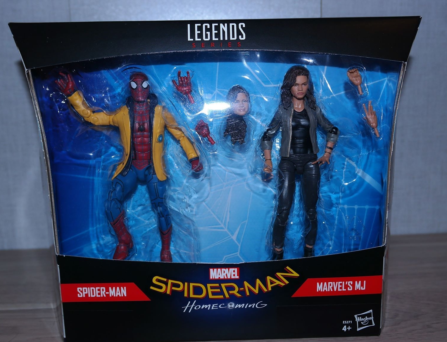 Marvel Legends Review | Spider-Man & MJ (Spider-Man: Homecoming ...